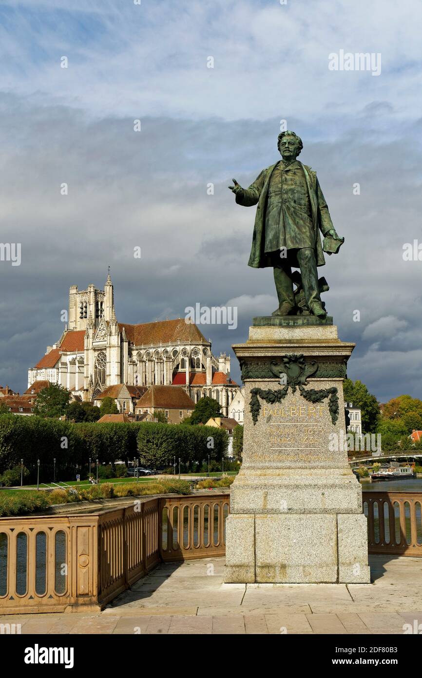 Bert bridge hi-res stock photography and images - Alamy