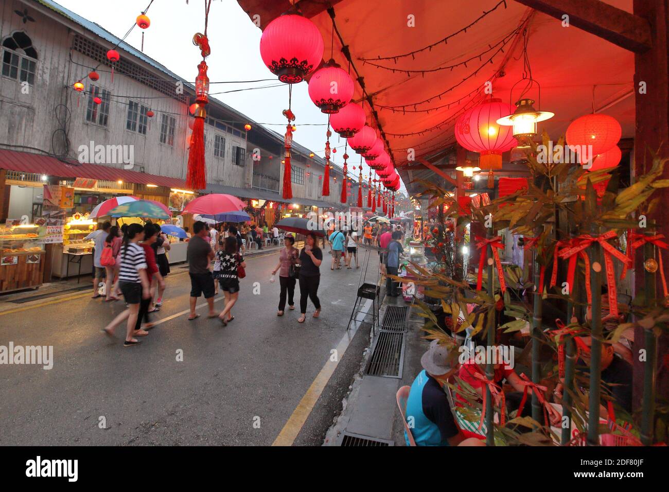 Siniawan night market hi-res stock photography and images - Alamy