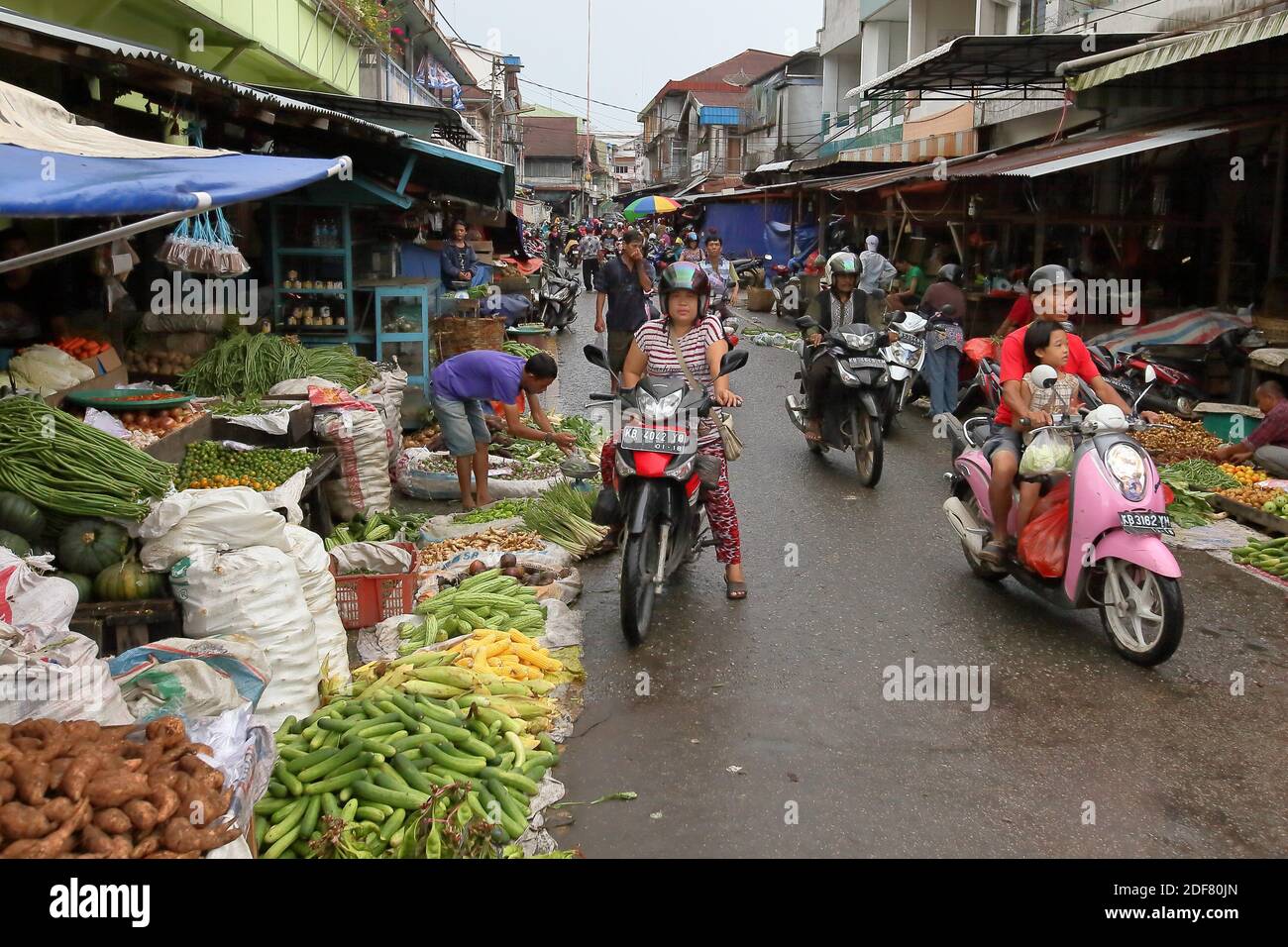 Pasar food market hi-res stock photography and images - Alamy