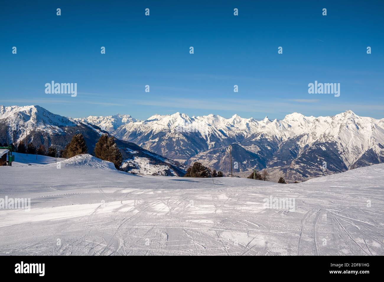 Swiss alps highlands hi-res stock photography and images - Alamy