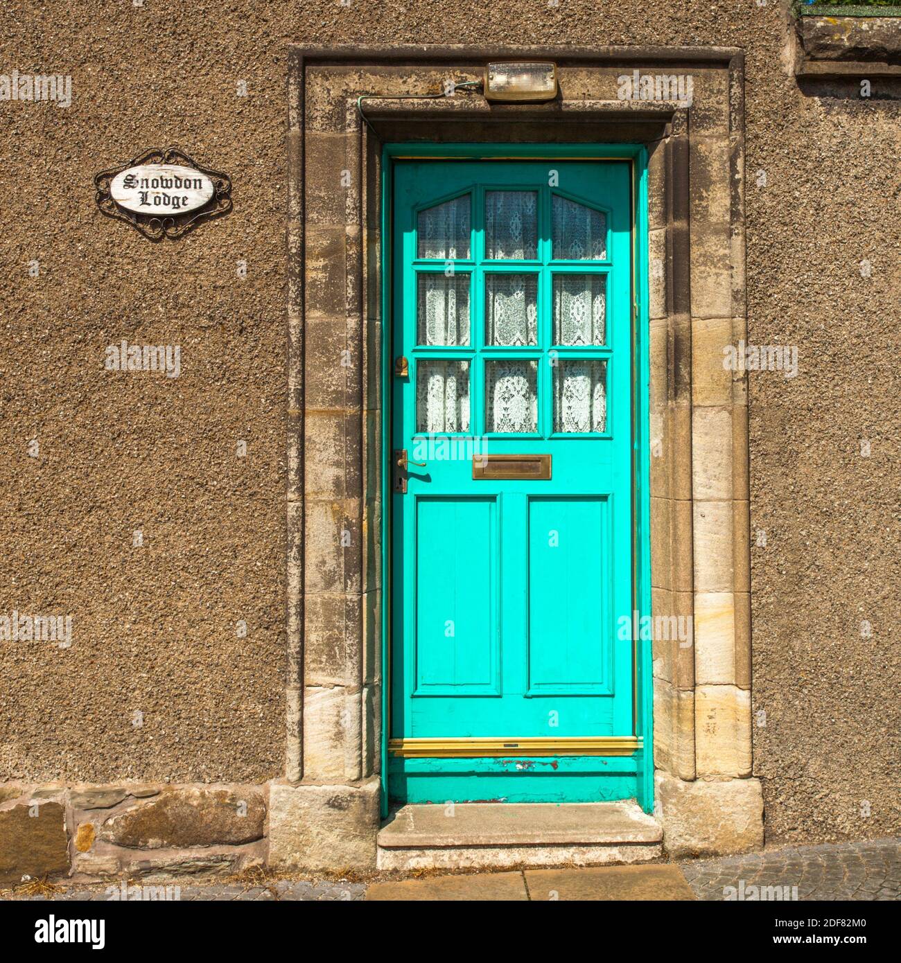 Mediaeval door hi-res stock photography and images - Alamy