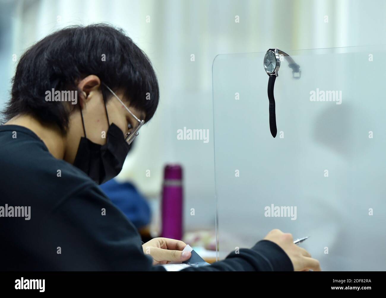 Korea college scholastic ability test hi-res stock photography and ...