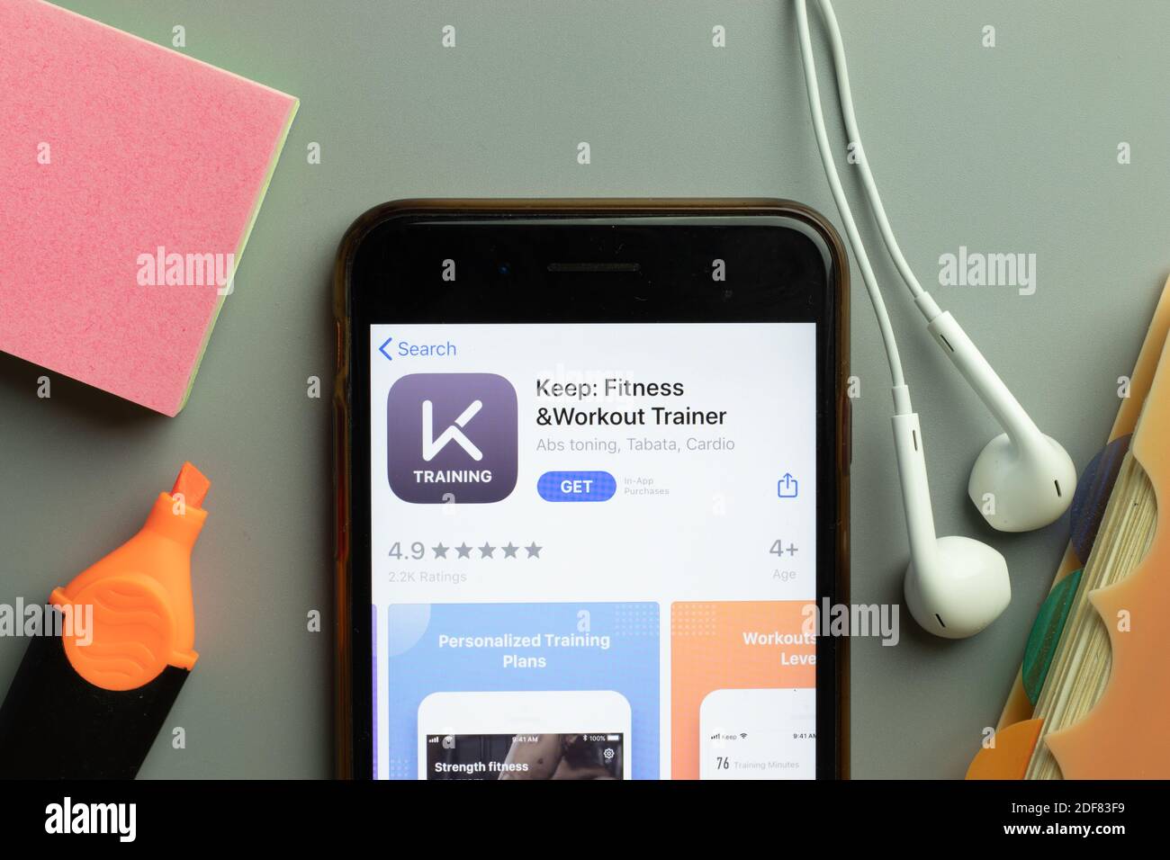 Keep fitness app hi-res stock photography and images - Alamy