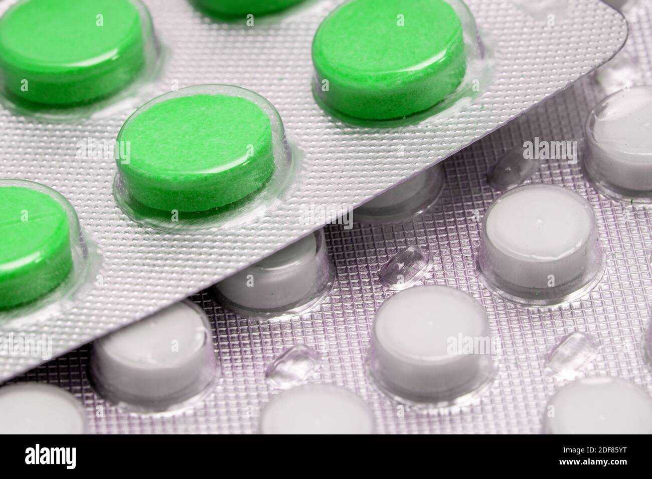 green tablets in blister. medical Stock Photo - Alamy