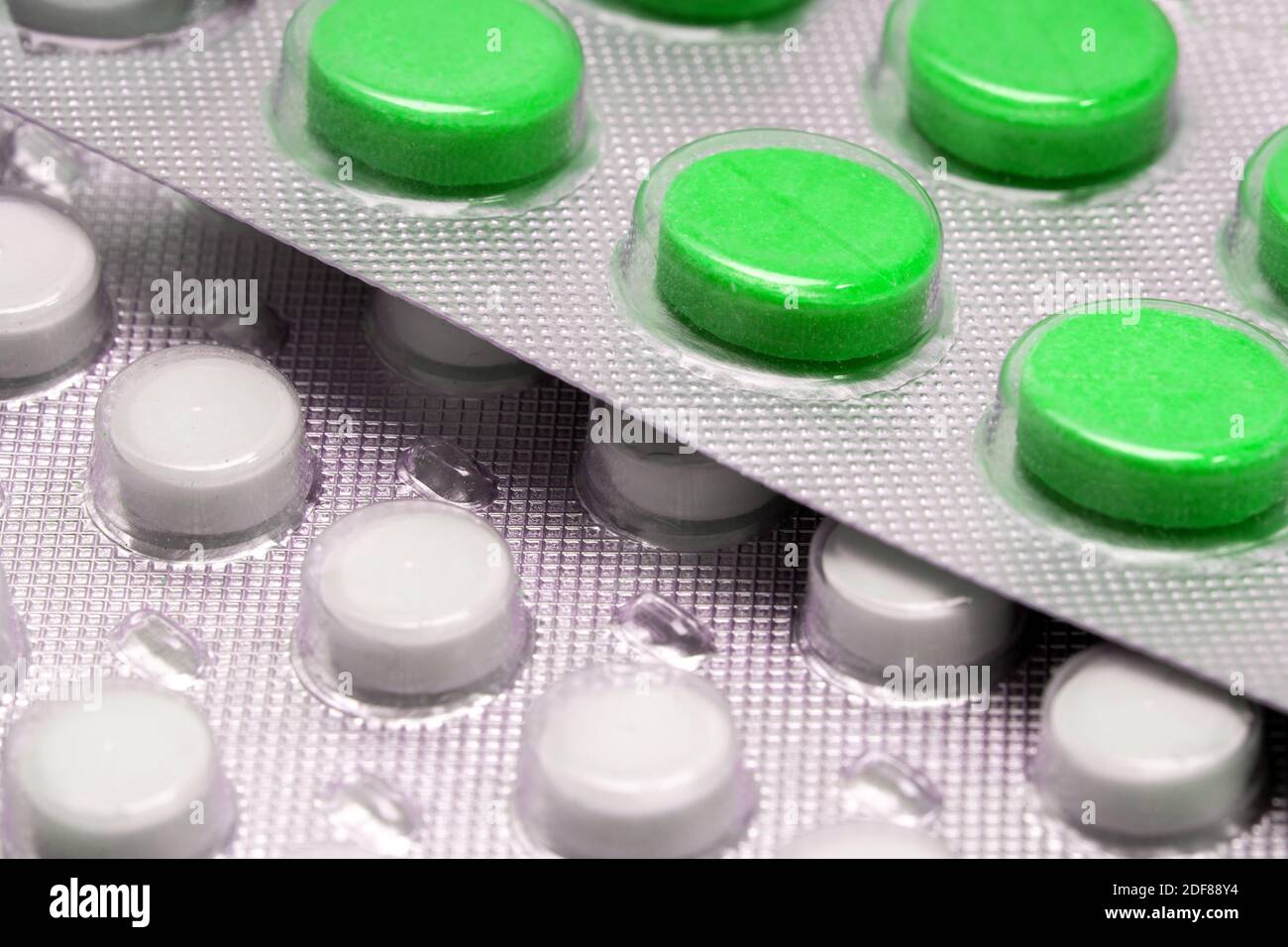green tablets in blister. medical Stock Photo - Alamy