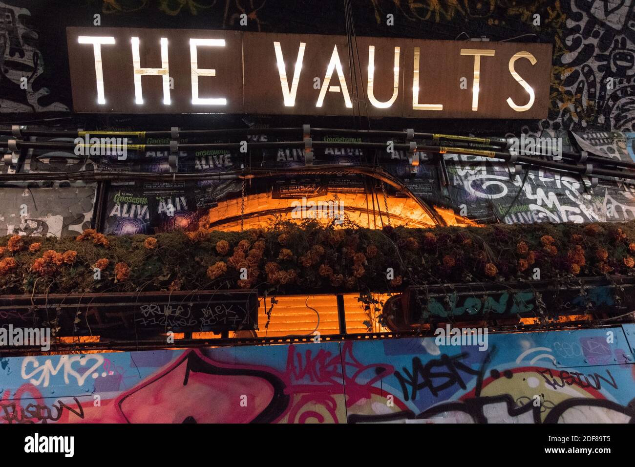 Waterloo street art hi-res stock photography and images - Alamy