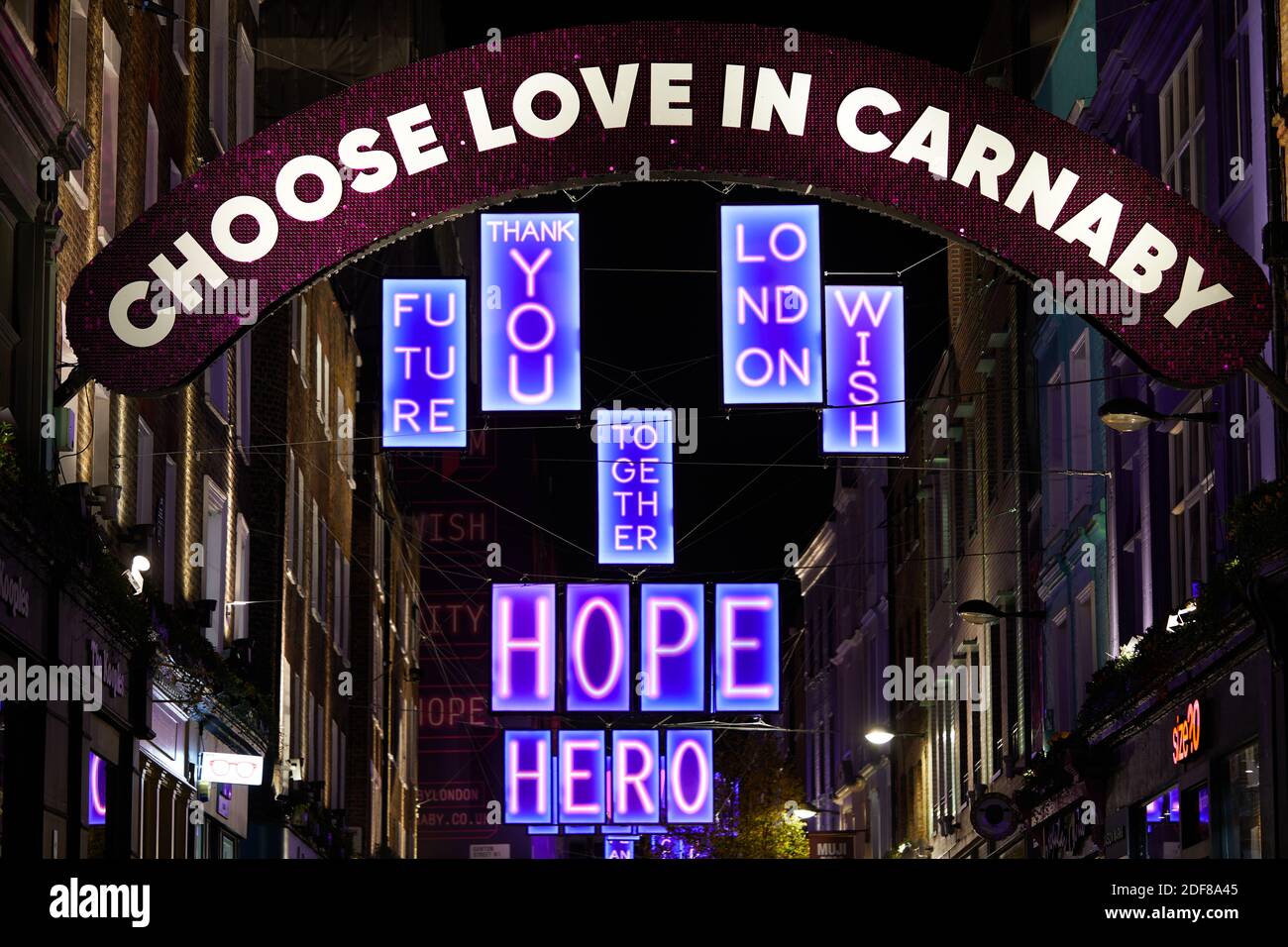 Positive street signs hi-res stock photography and images - Alamy