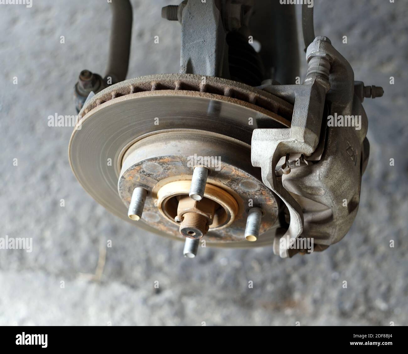Angle view axle hi-res stock photography and images - Alamy