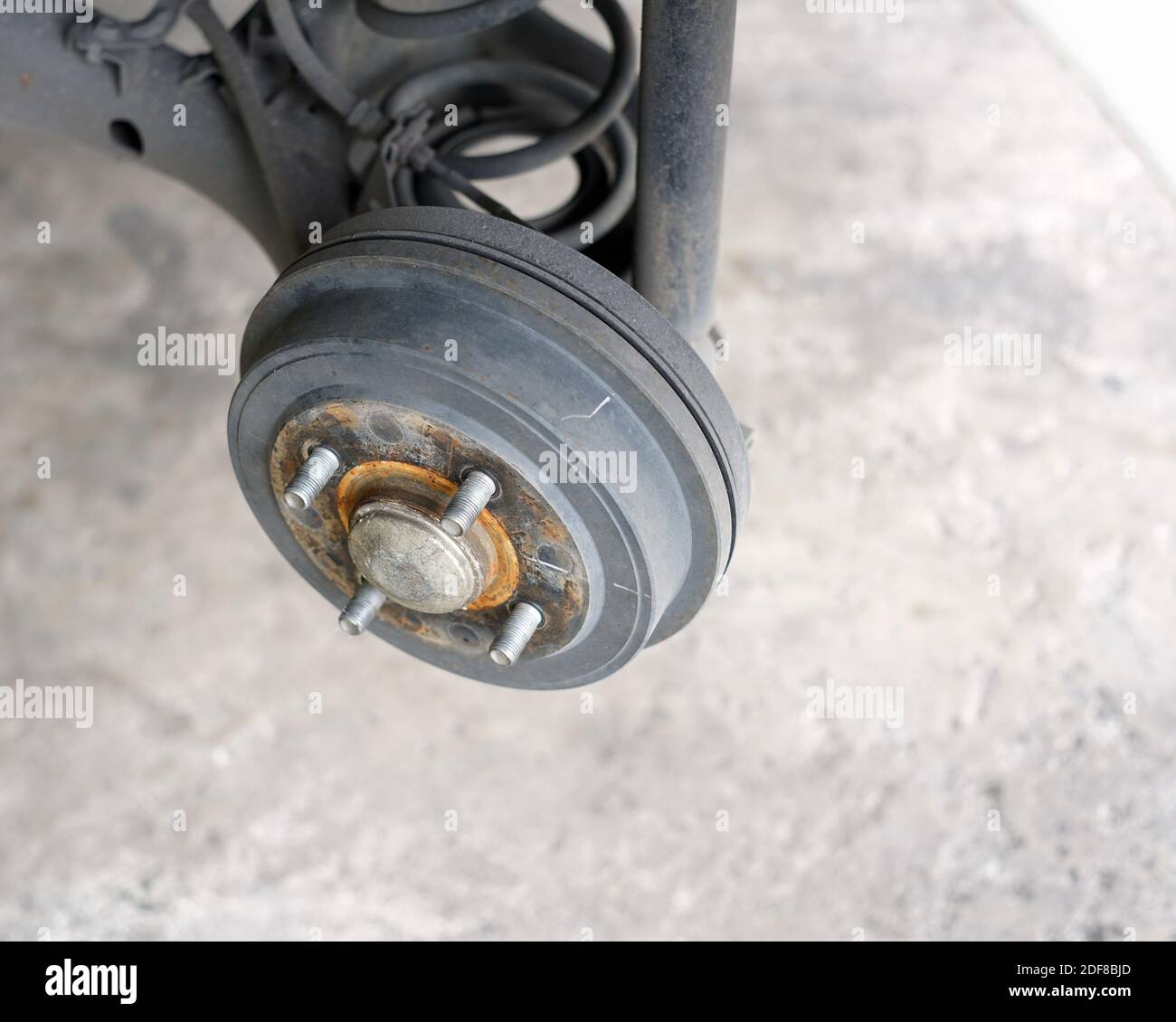 Angle view axle hi-res stock photography and images - Alamy