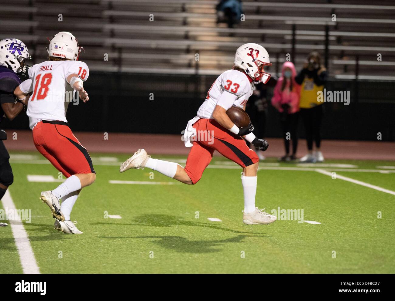 Football game hi-res stock photography and images - Alamy