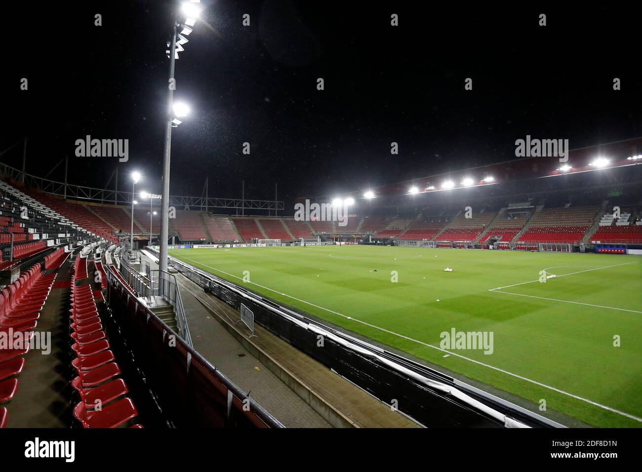 Alkmaar, Netherlands. 29th Nov, 2020. ALKMAAR, 03-12-2020, AFAS Stadium ...