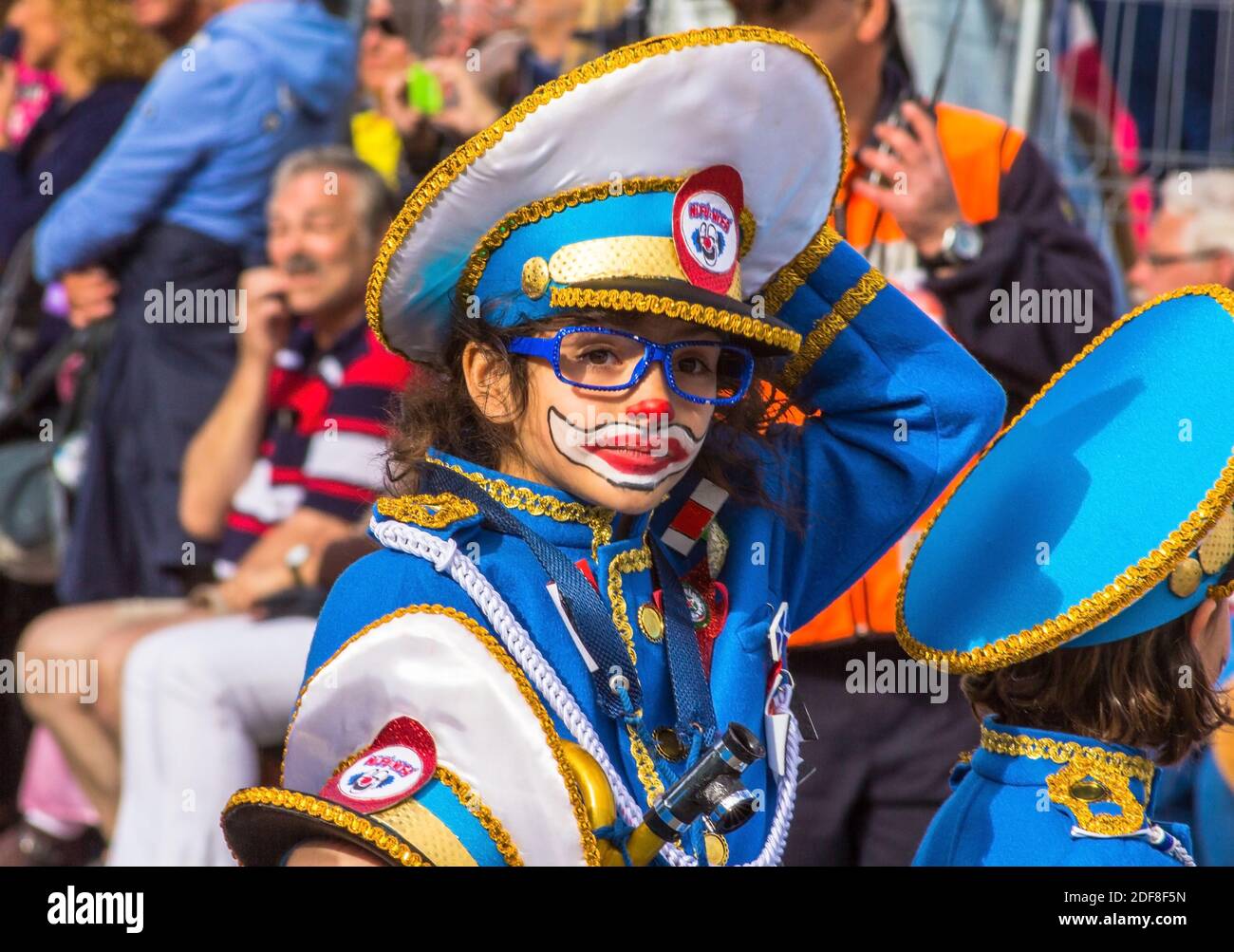 Children carnival costume mask hi-res stock photography and images - Alamy