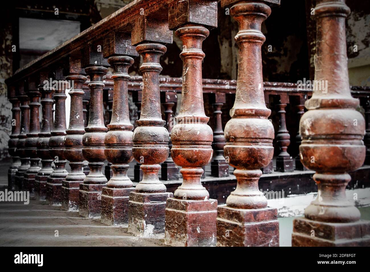 Old wooden railing of a vintage staircase Stock Photo - Alamy