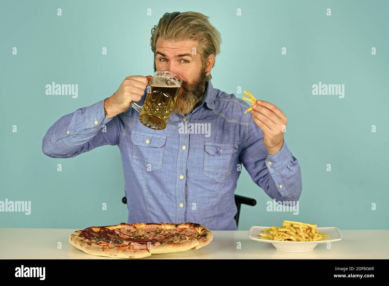 Man eating ham italy hi-res stock photography and images - Alamy