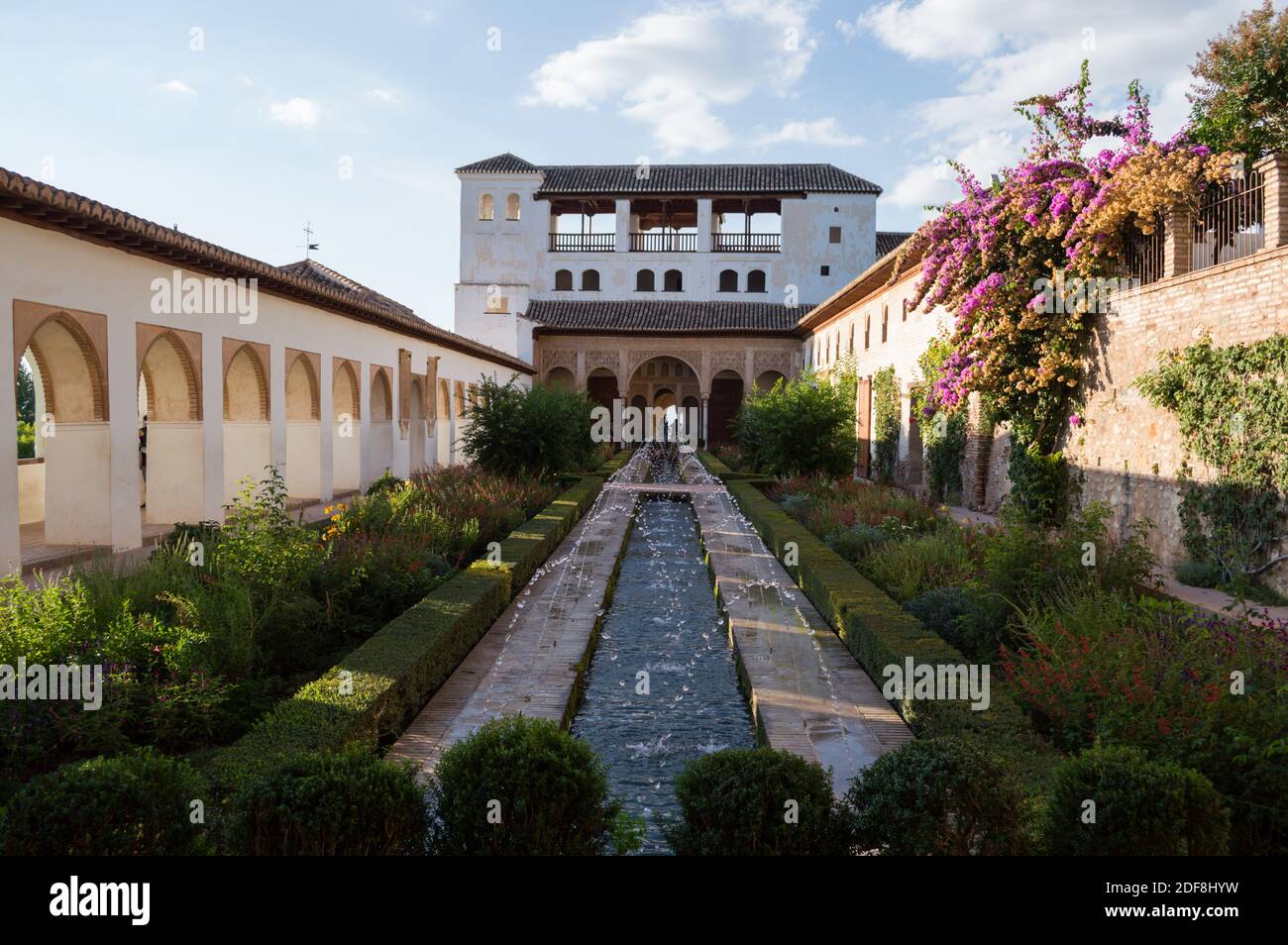 Gardens inside alhambra granada hi-res stock photography and images - Alamy