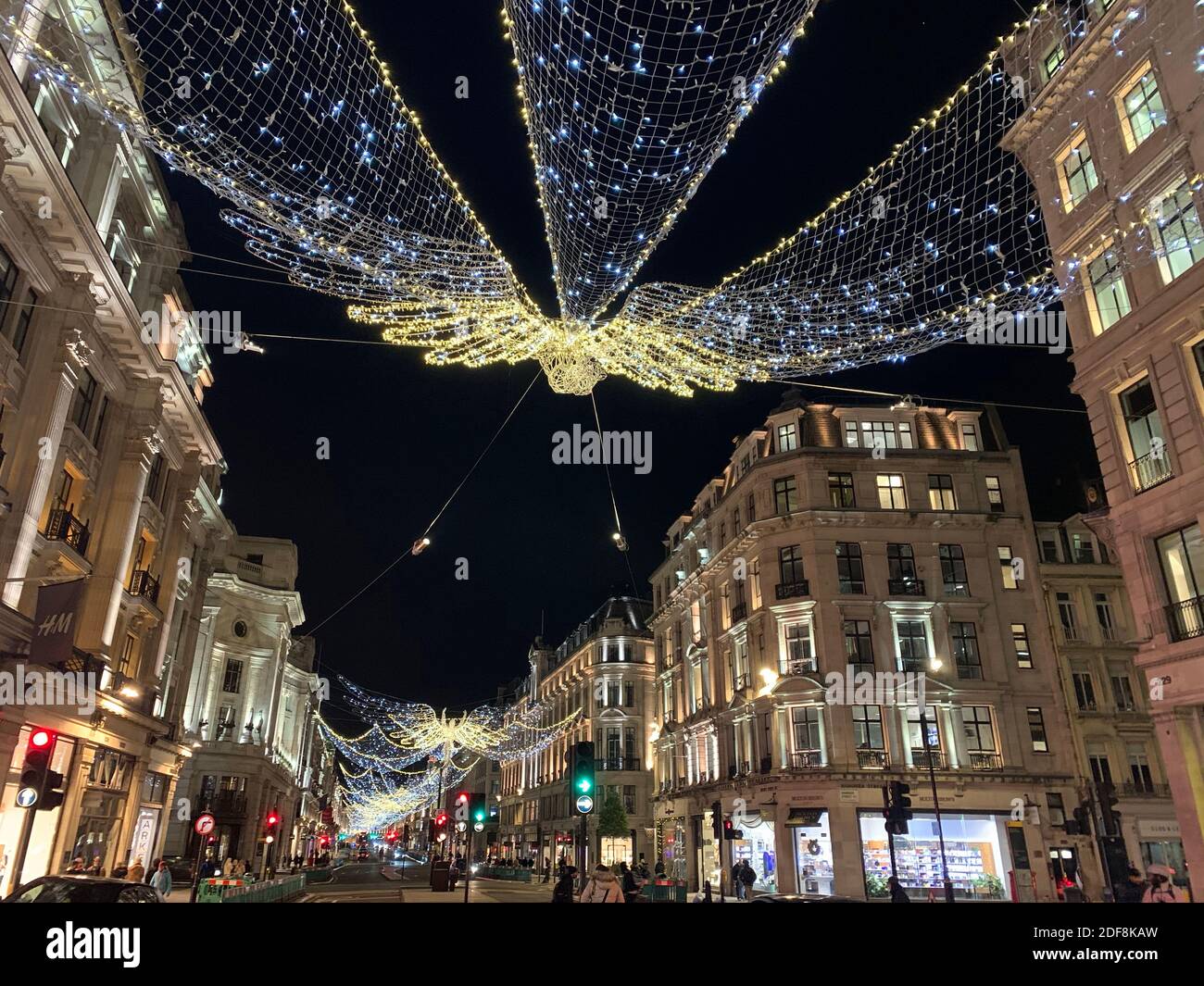 London 2020 on the last night of lockdown December 1st 2020 Stock Photo ...