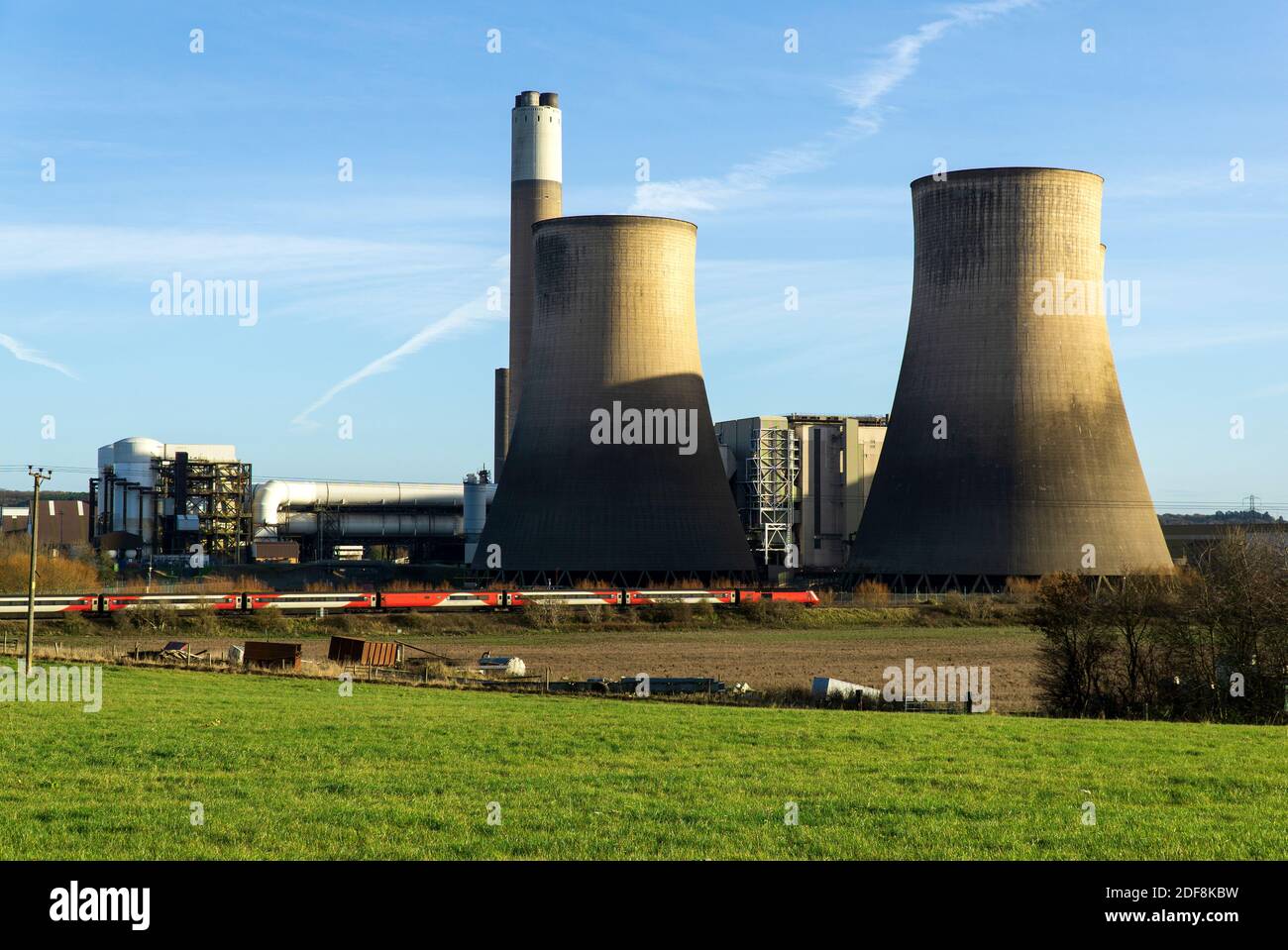 Power station complex example hi-res stock photography and images - Alamy
