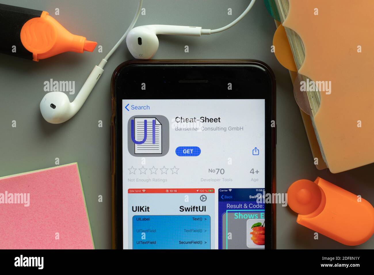 Cheat sheet hi-res stock photography and images - Alamy