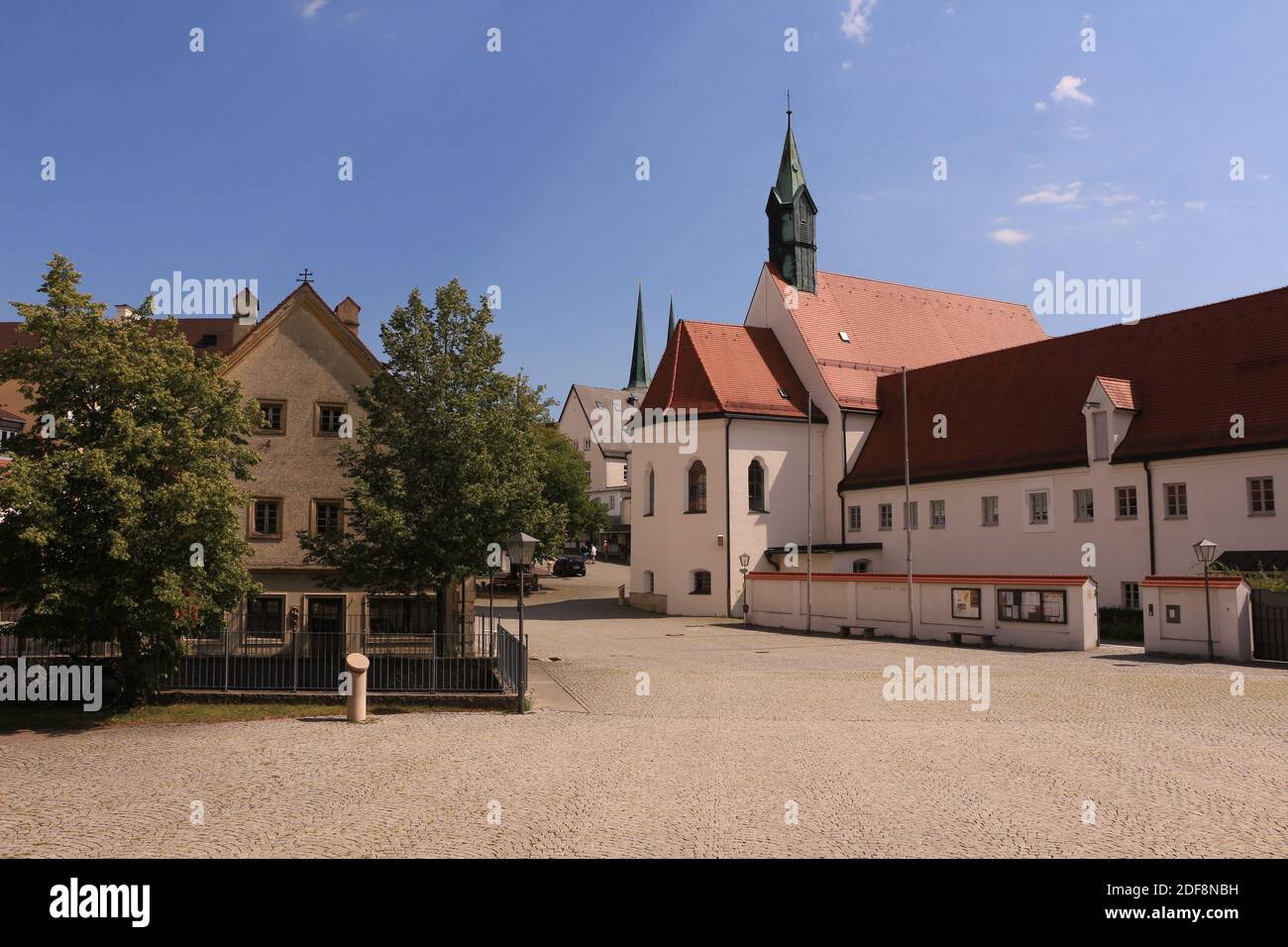 Impressionen aus dem Wallfahrtsort Altötting in Bayern Stock Photo - Alamy