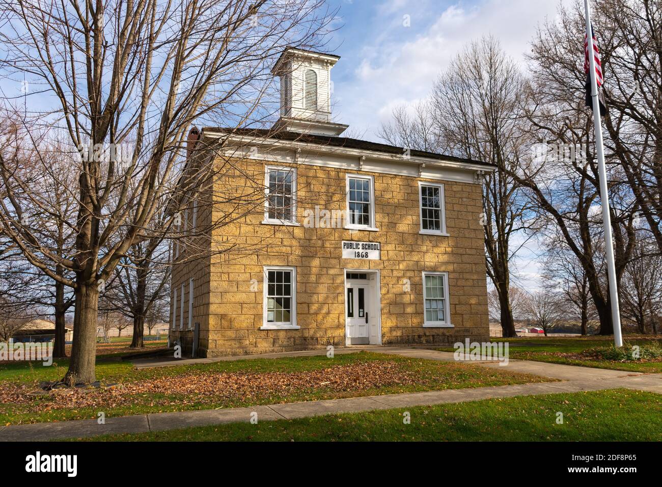 Old schoolhouse in small Midwest town. Adeline, Illinois, USA Stock ...