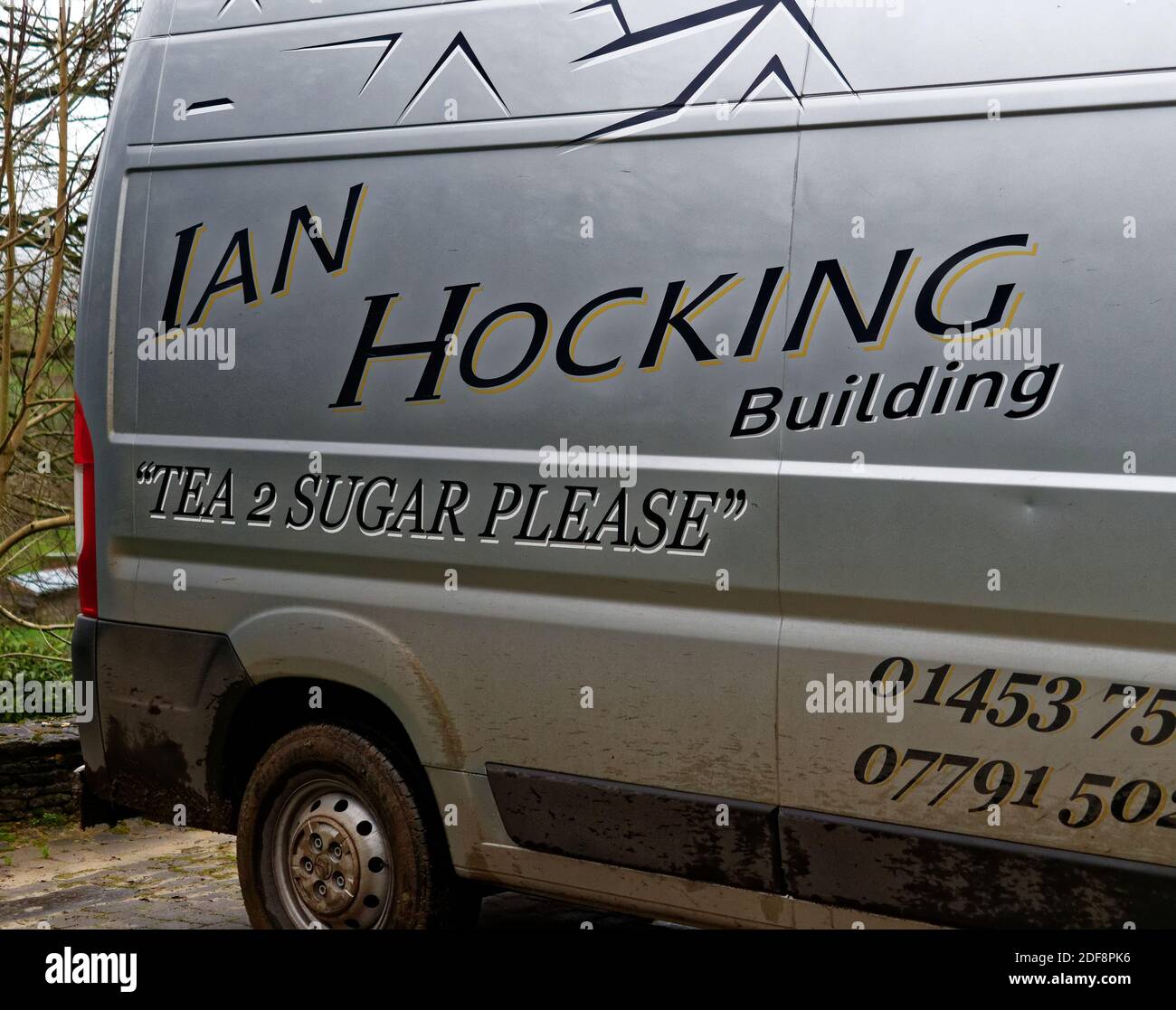 Sign writing van hi-res stock photography and images - Alamy