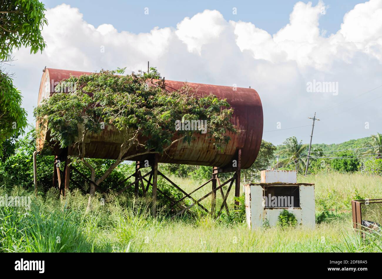 Water drum hi-res stock photography and images - Alamy