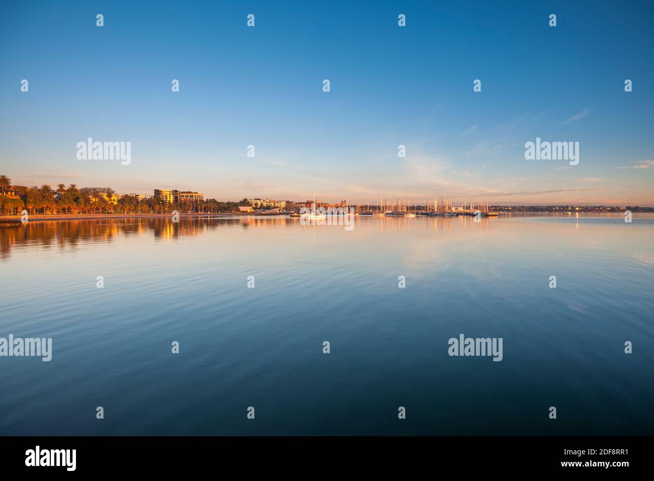 Daybreak at Eastern Beach, Corio Bay, Geelong, Victoria, Australia ...