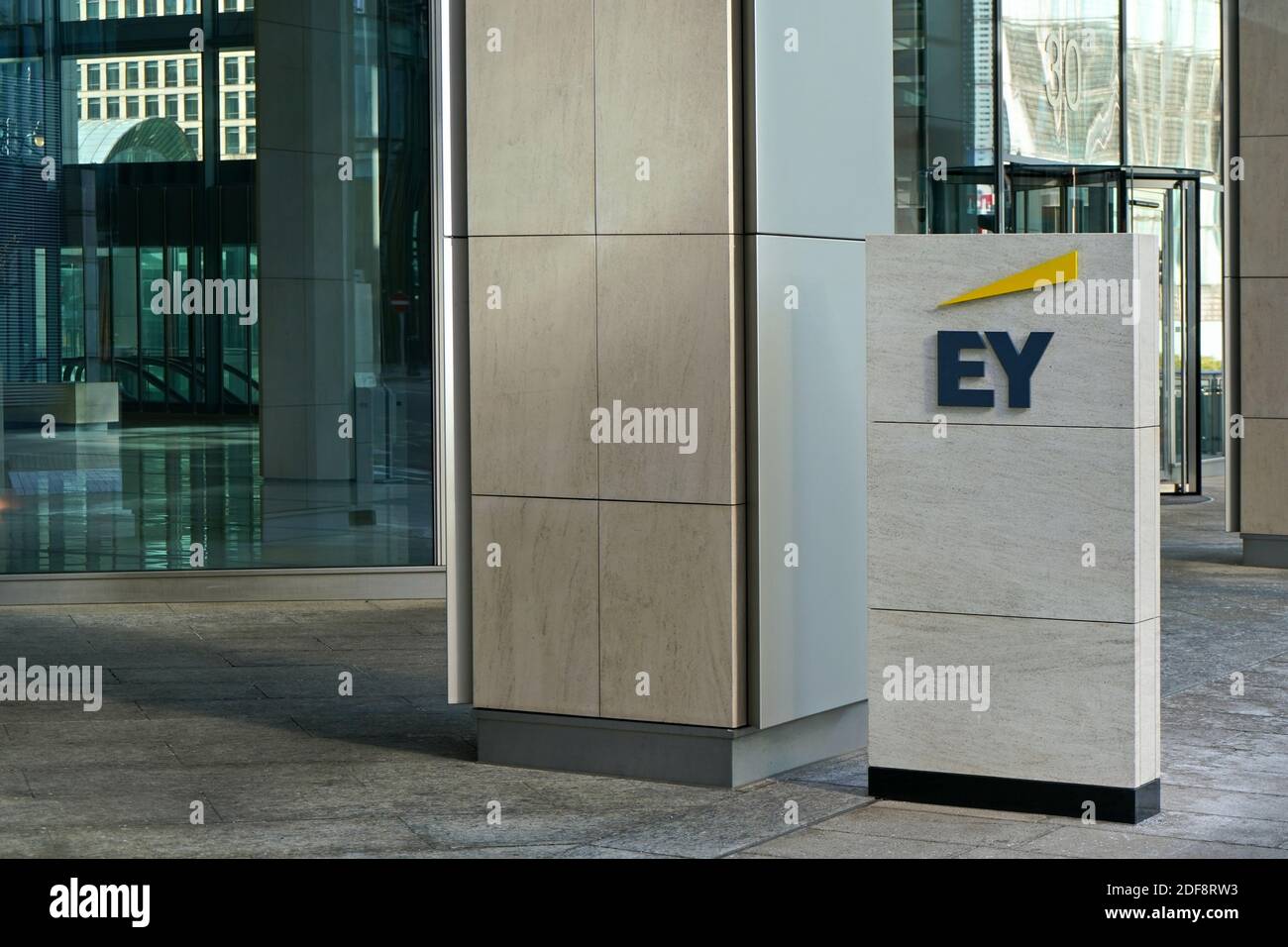 Ey logo design hi-res stock photography and images - Alamy