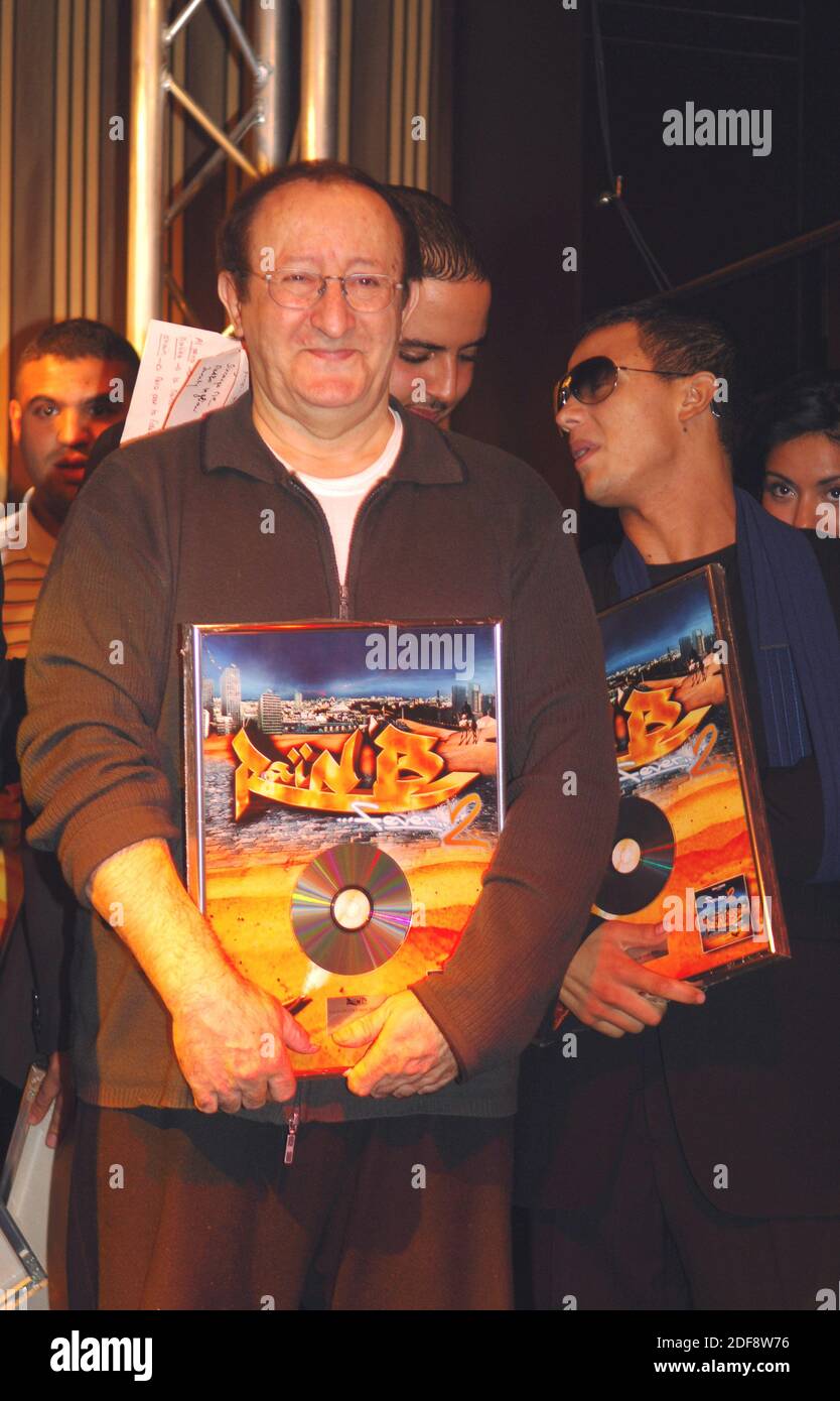 Singer Kabyle Idir Dies At 70 ---- File - Algerian born singer Idir ...