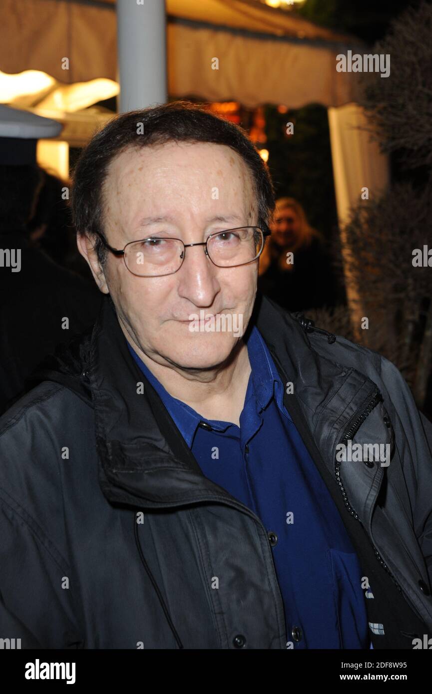 Singer Kabyle Idir Dies At 70 ---- File - Singer Idir attends the 'Crif ...