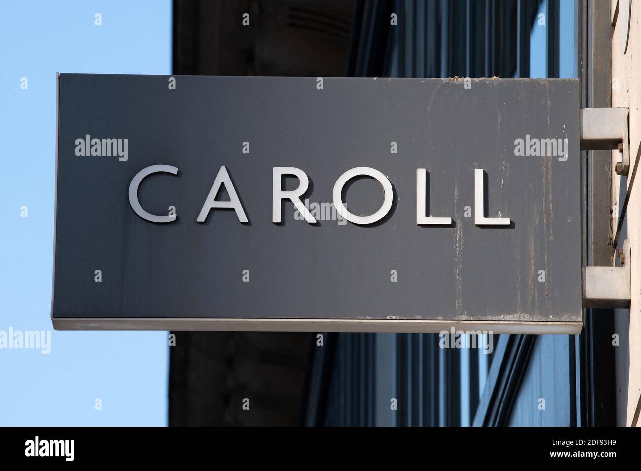 Caroll logo hi-res stock photography and images - Alamy