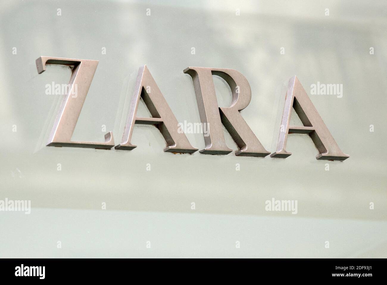 A shop sign of Zara in Paris, on April 9, 2020 in Paris, France. Photo ...