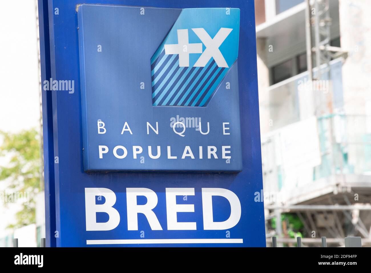Bred banque populaire hi-res stock photography and images - Alamy