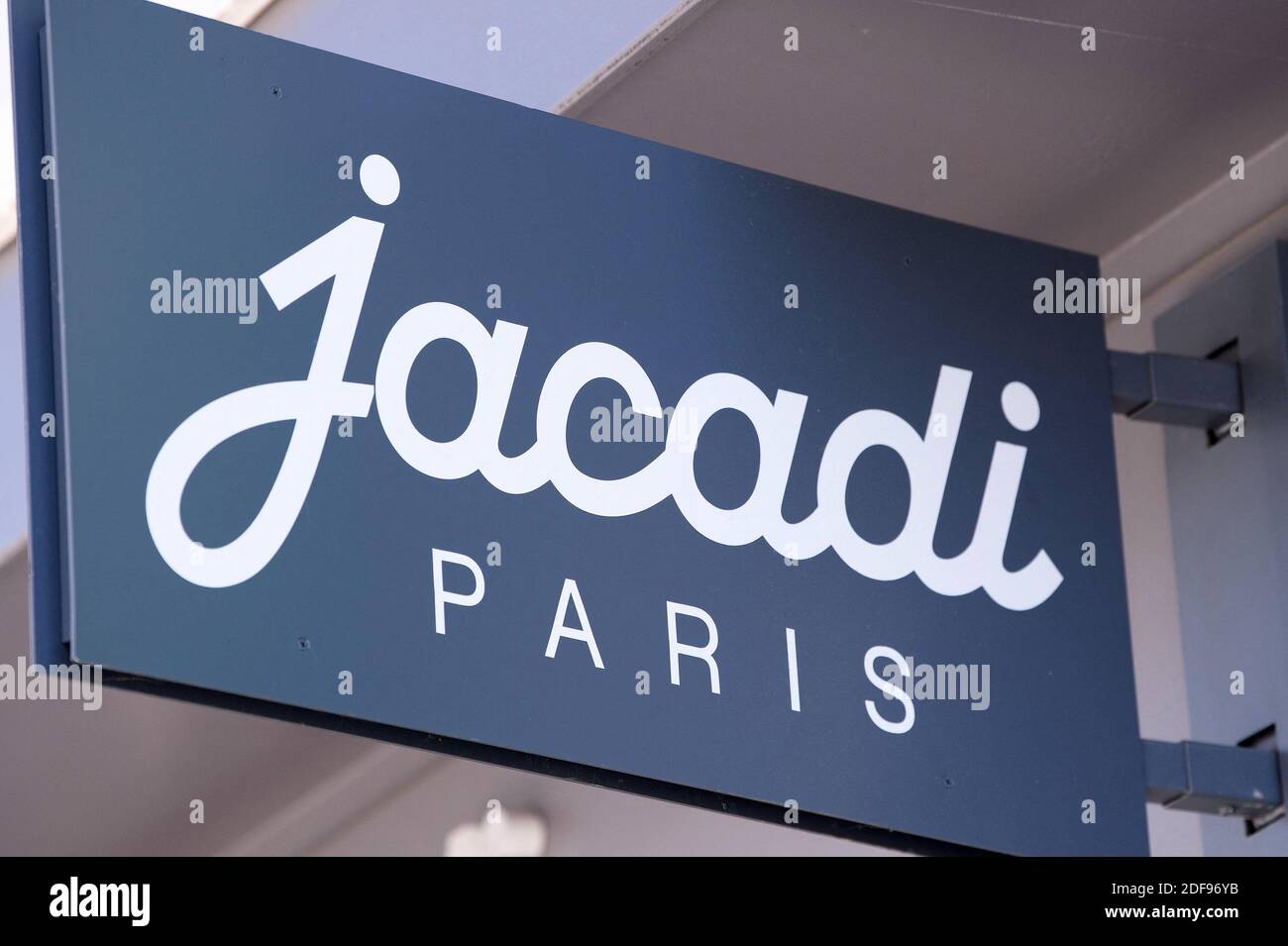 Jacadi logo hi-res stock photography and images - Alamy