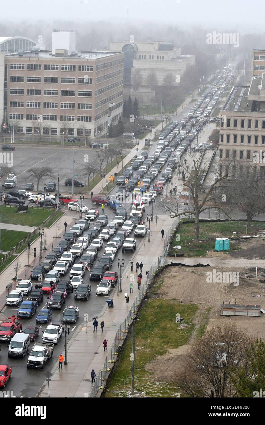 Michigan protest april 2020 hi-res stock photography and images - Alamy
