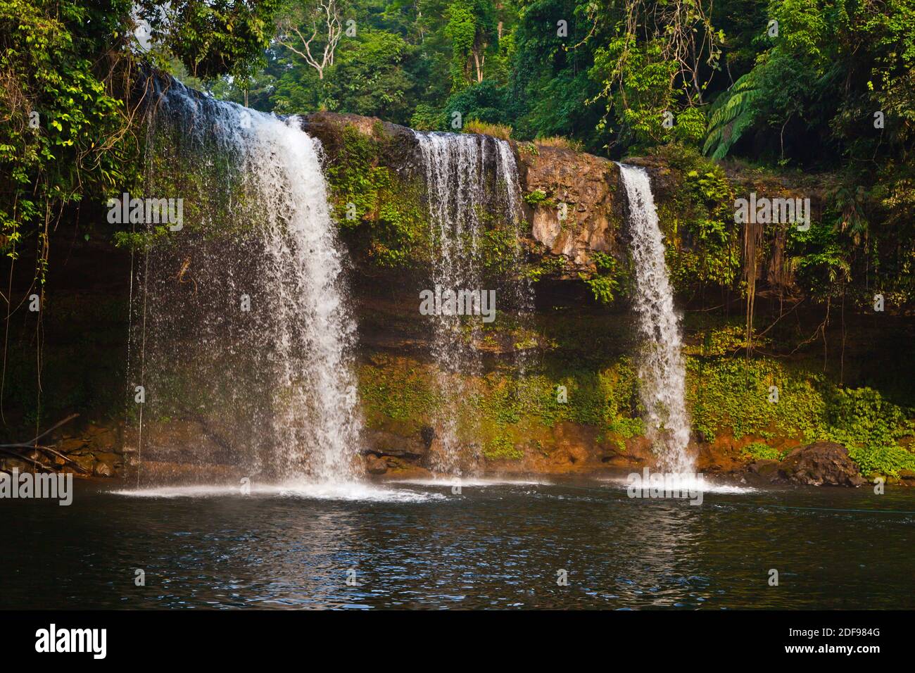 The CHAMPEE WATERFALL is located on the BOLAVEN PLATEAU near PAKSE ...