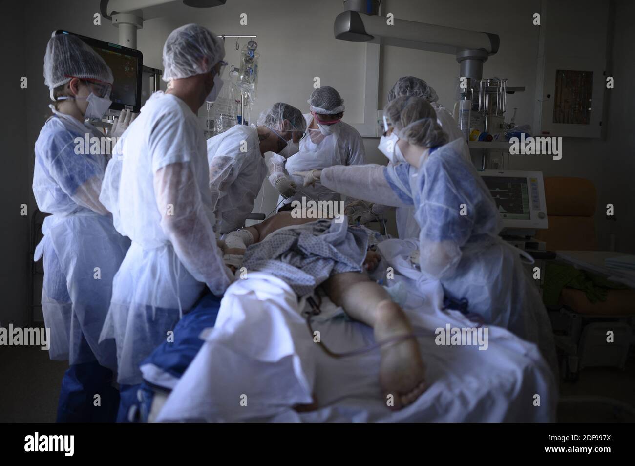 Decubitus High Resolution Stock Photography and Images - Alamy