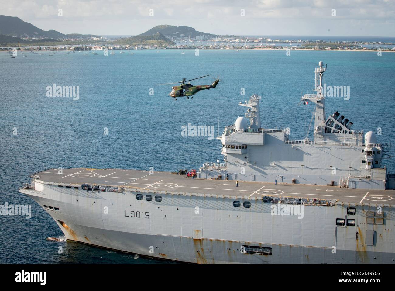 Amphibious cargo carrier hi-res stock photography and images - Alamy