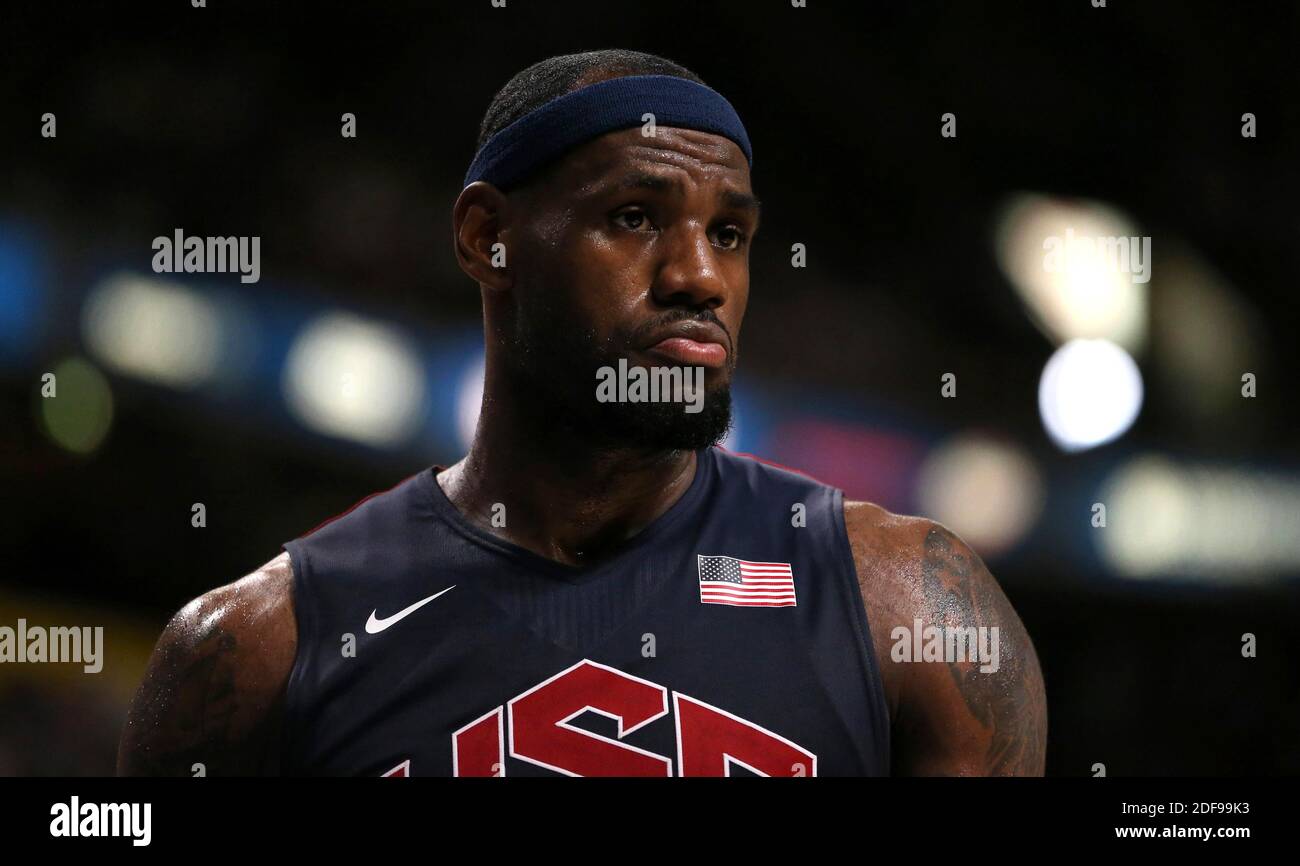 Lebron james hi-res stock photography and images - Alamy