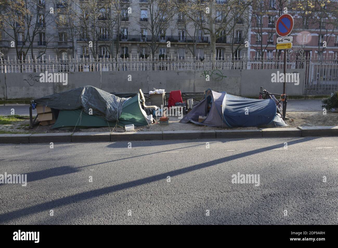 A homeless in Paris on April 2020 during a strict lockdown in France ...