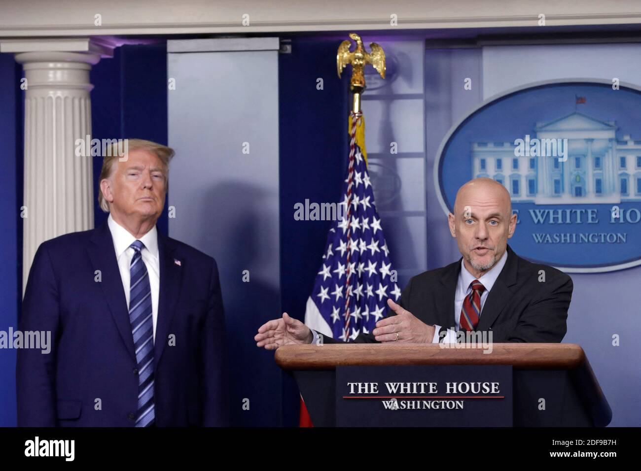 Dr stephen hahn hi-res stock photography and images - Alamy