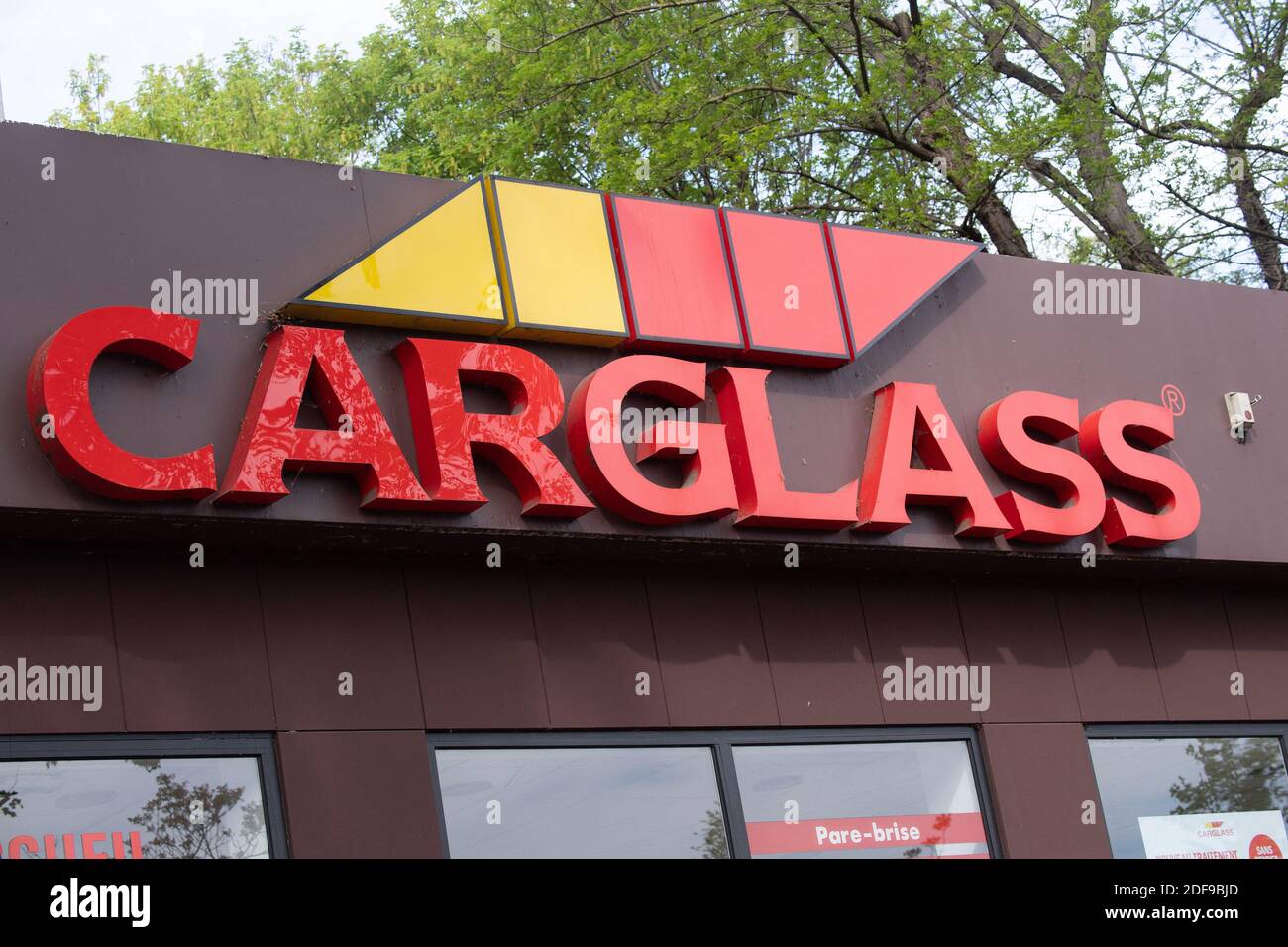 Carglass logo hi-res stock photography and images - Alamy