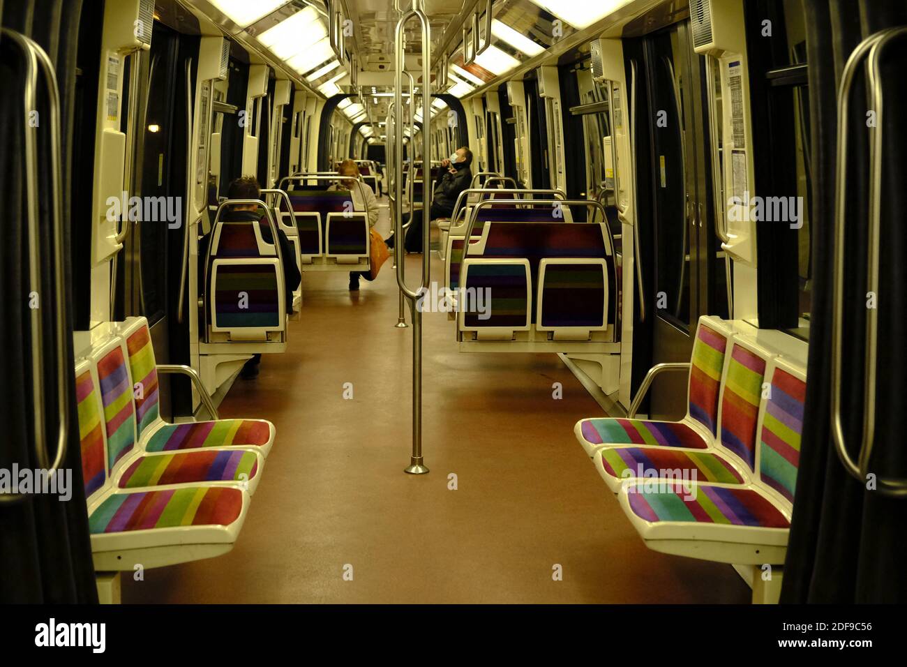 Paris ratp metro wagon hi-res stock photography and images - Alamy