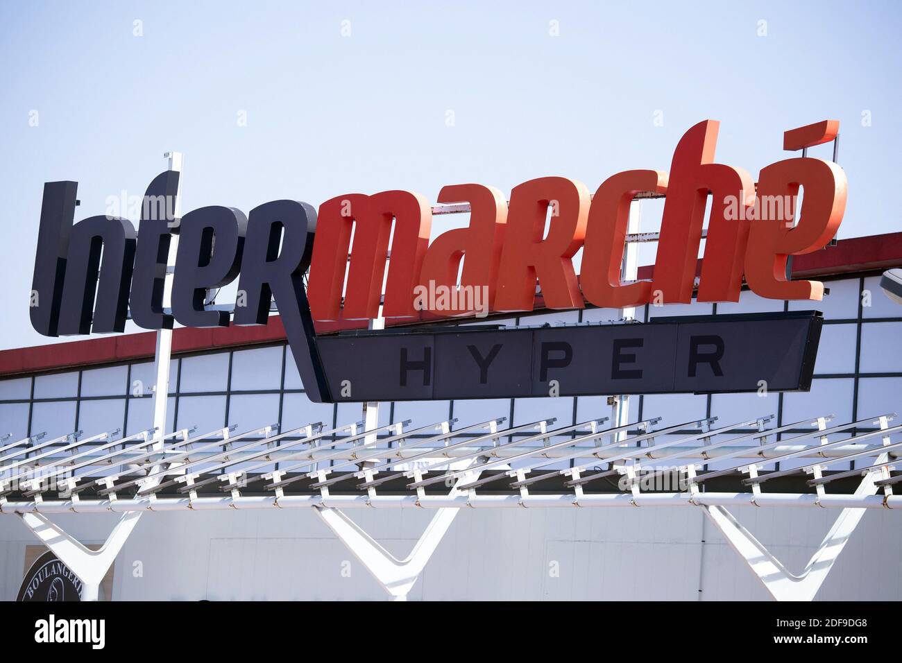 Logo intermarche hi-res stock photography and images - Alamy