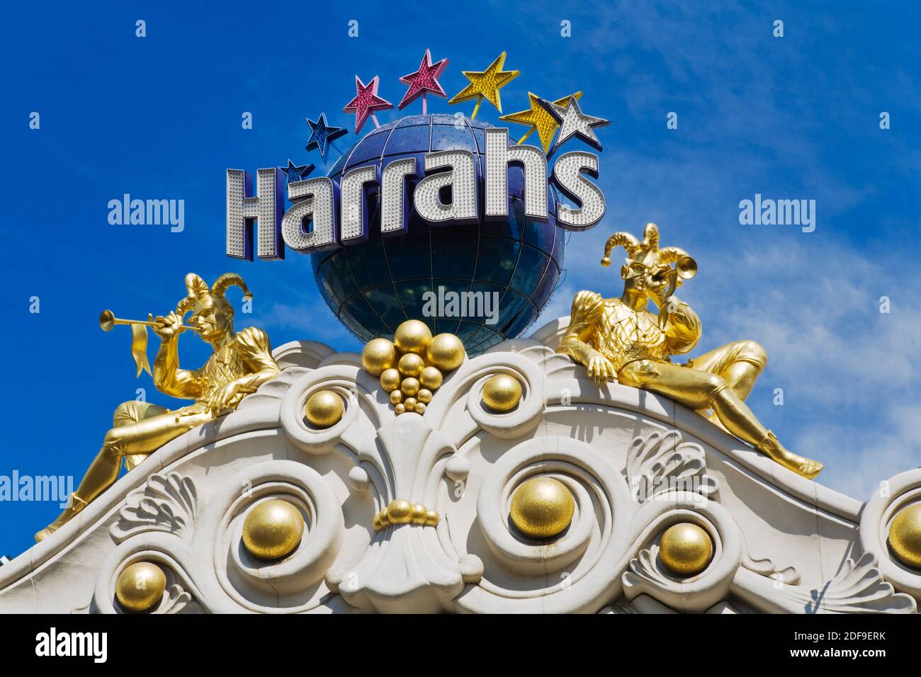 Harrahs las vegas hotel and casinos hi-res stock photography and images ...