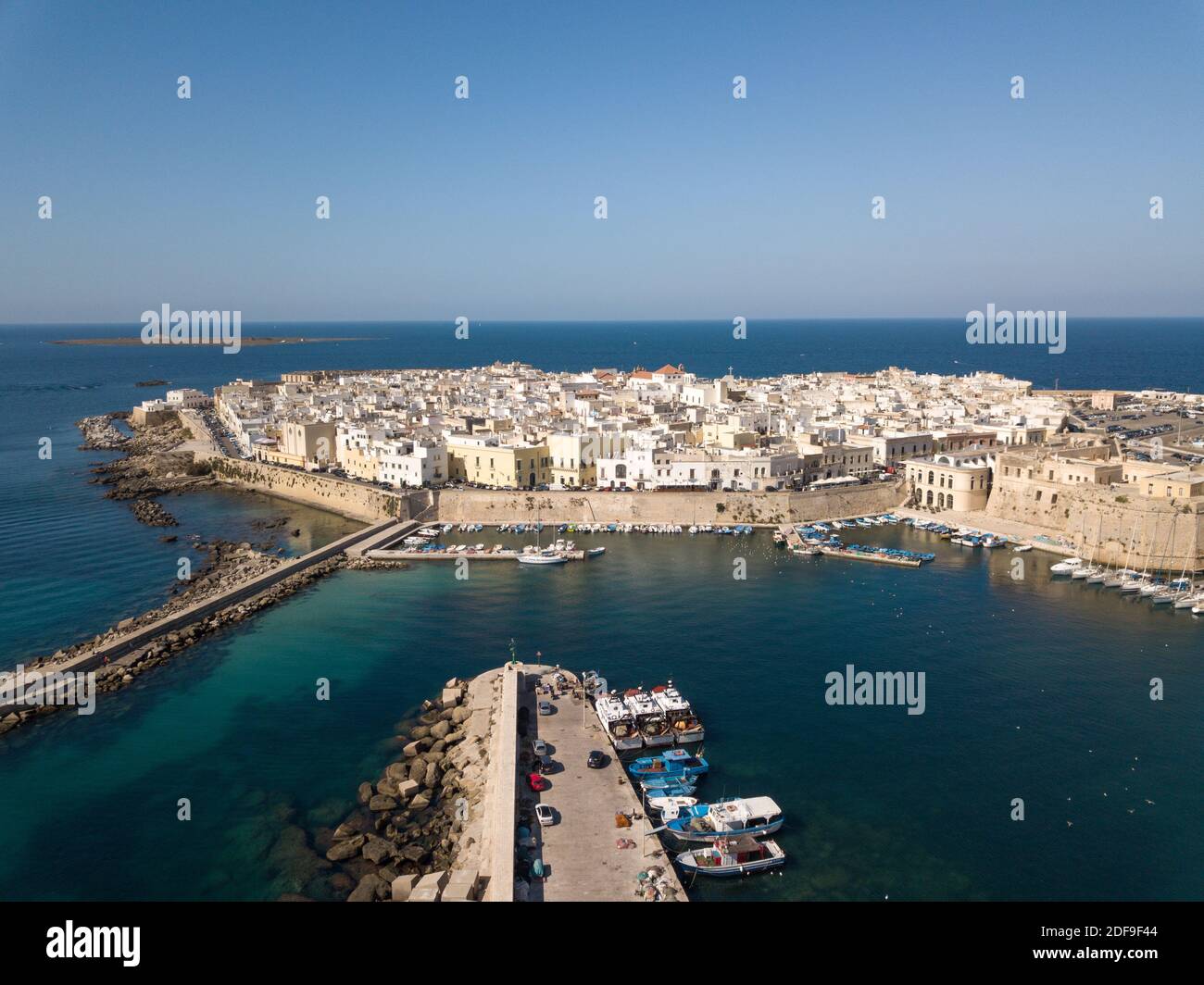Puglia city hi-res stock photography and images - Alamy