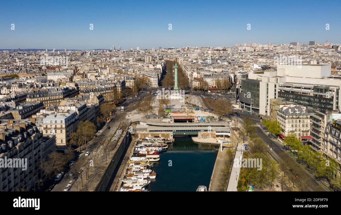 Vue aerienne opera paris hi-res stock photography and images - Alamy