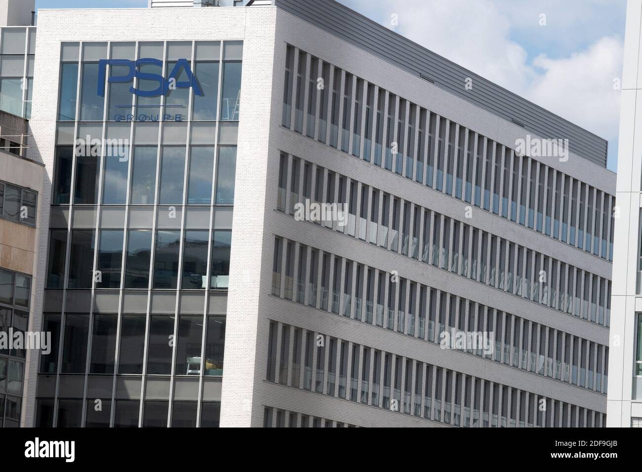 Psa Building High Resolution Stock Photography and Images - Alamy