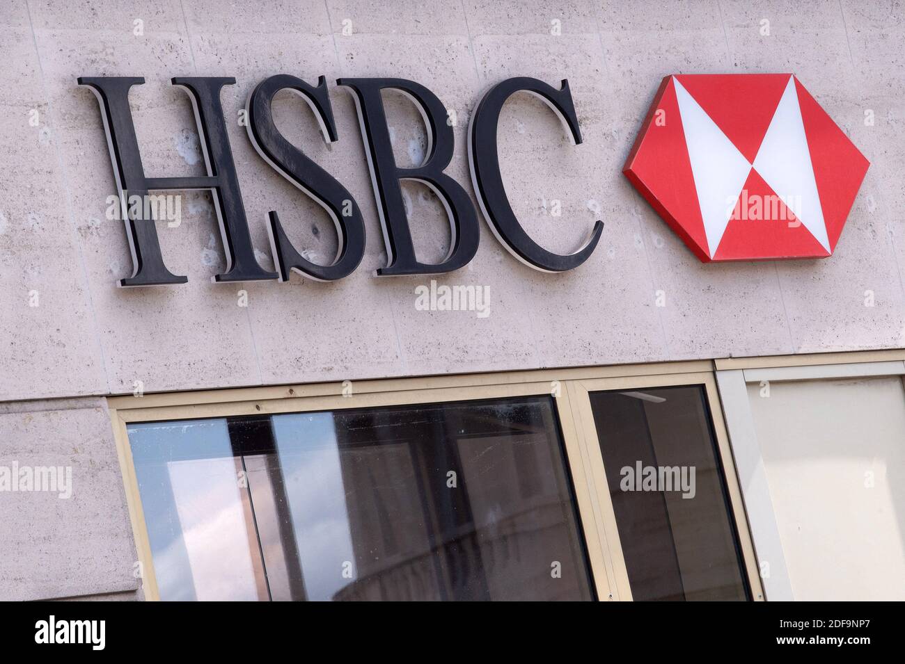 A shop sign of HSBC bank, on May 04, 2020 in Paris, France.Photo by ...