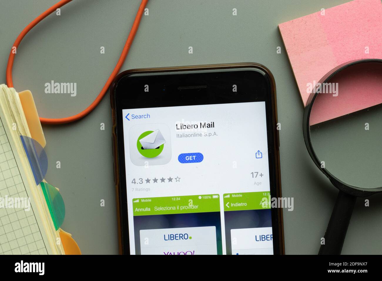 Libero mail hi-res stock photography and images - Alamy